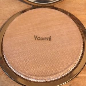 Volupte | Makeup | Vintage Volupe Flapjack Powder Compact Usa | Poshmark